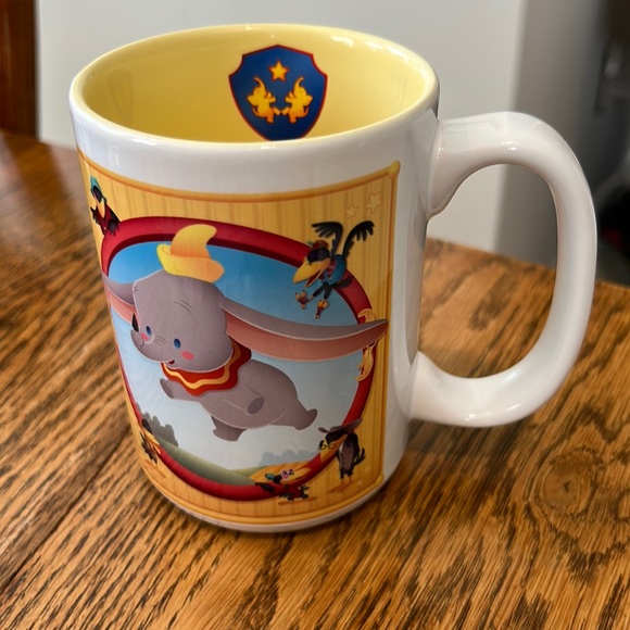 Disney | Dining | Disney Demo Mug Featuring Dumbo The Magpies Office ...